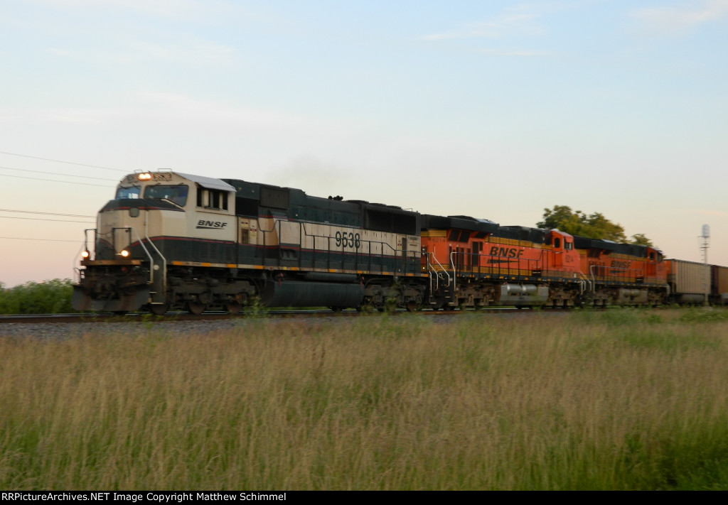 BNSF 9538
